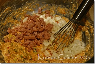 Korean Cuisine: Kimchi Jun - Korean Style Kimchi Pancakes - (김치전)